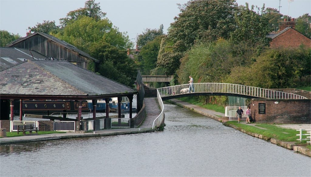 Chester Route - Crest Narrowboats
